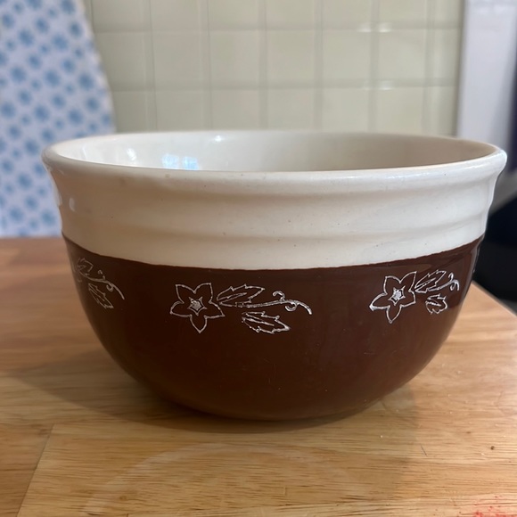 Oxford Ware | Kitchen | Oxford Ware Pottery Bowl Stamped One Small ...